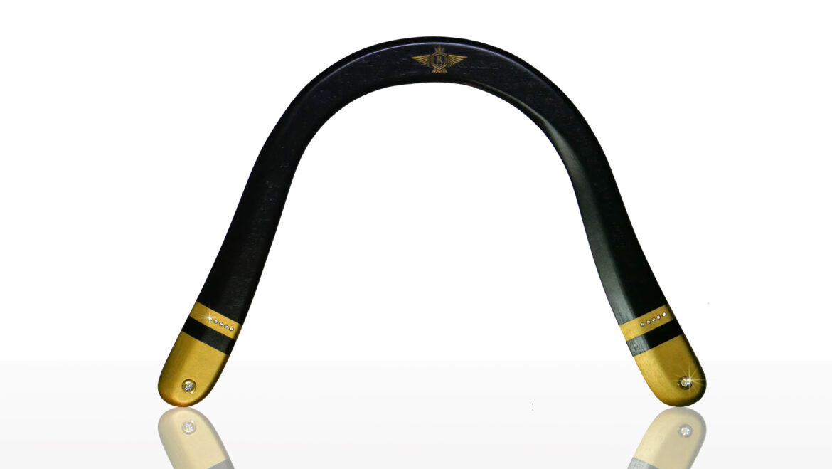 Royal Wing Boomerang Circle Hook - Luxury gift, wall decoration, sport ...